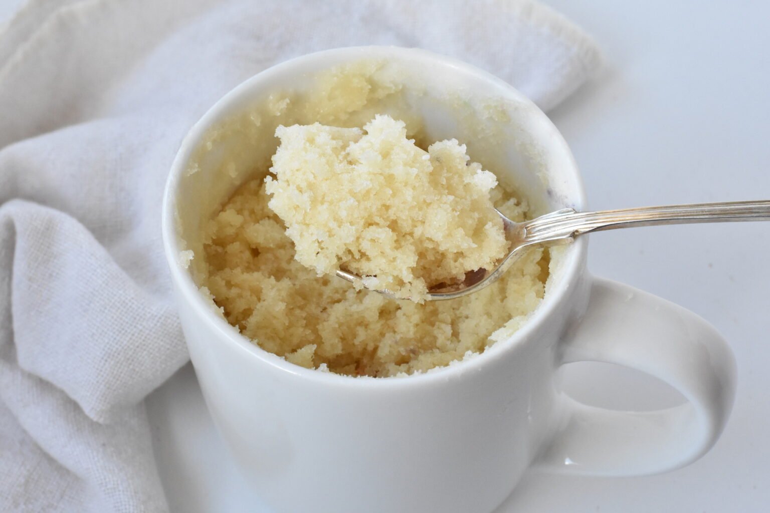 Vanilla Mug Cake (5 Minutes & No Eggs!) - Baking Envy